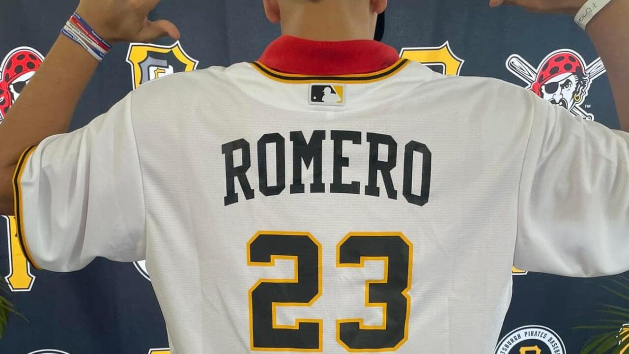 Romero signs with the Pirates - Baseball Queensland